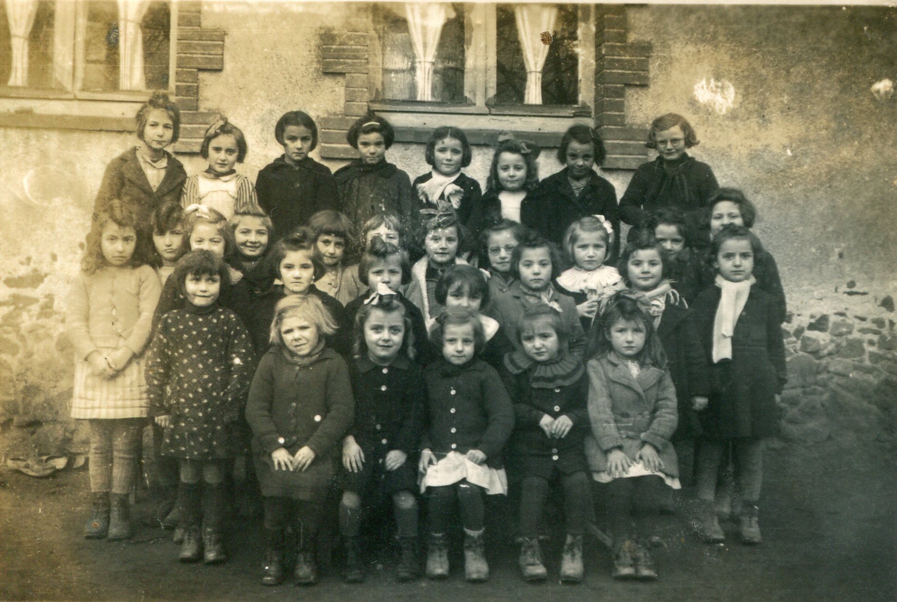 1944-1945 : Ecole des Filles - Les Cerqueux